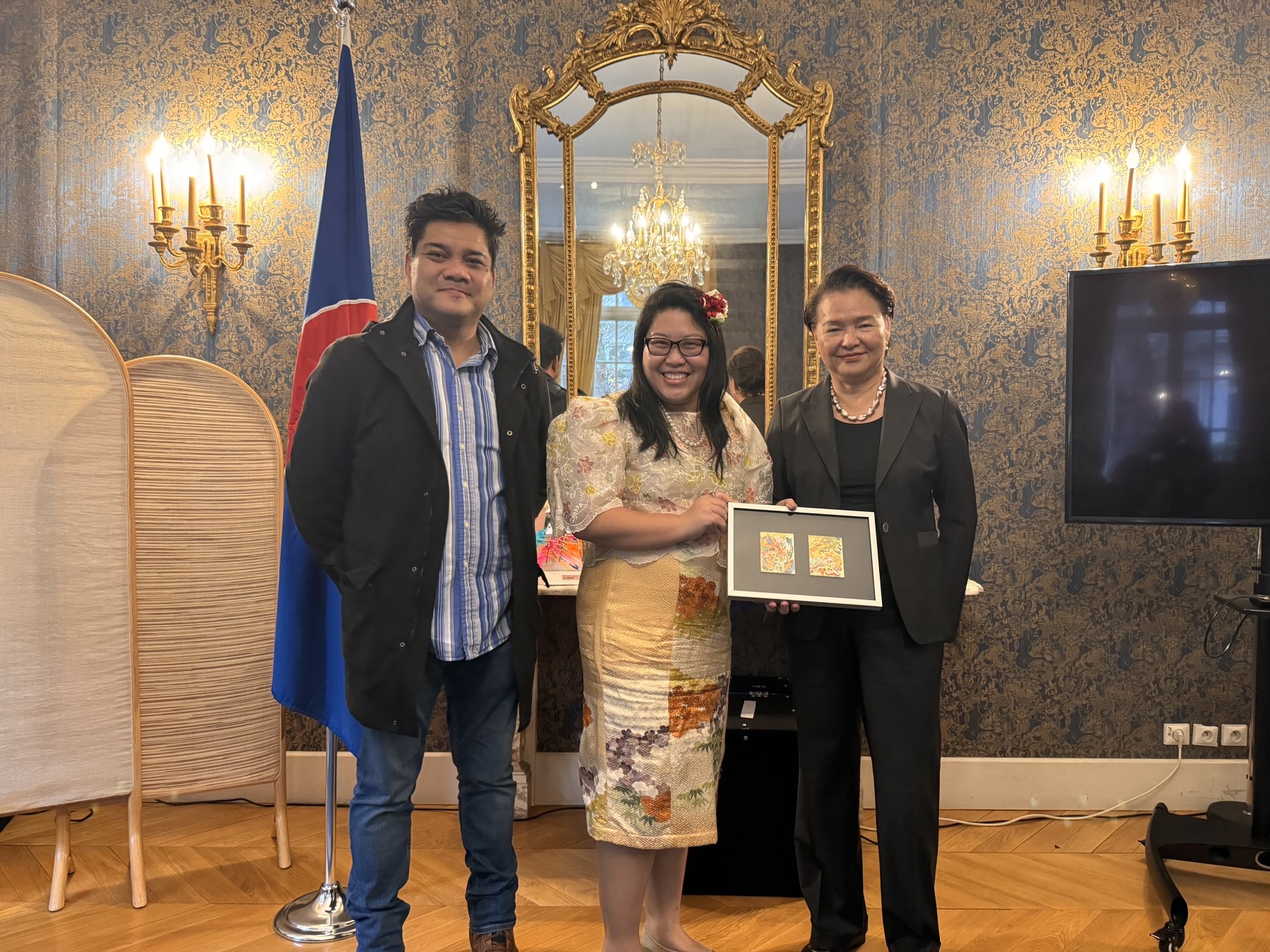 Filipina artist showcases tropical-inspired art at prestigious Louvre ...