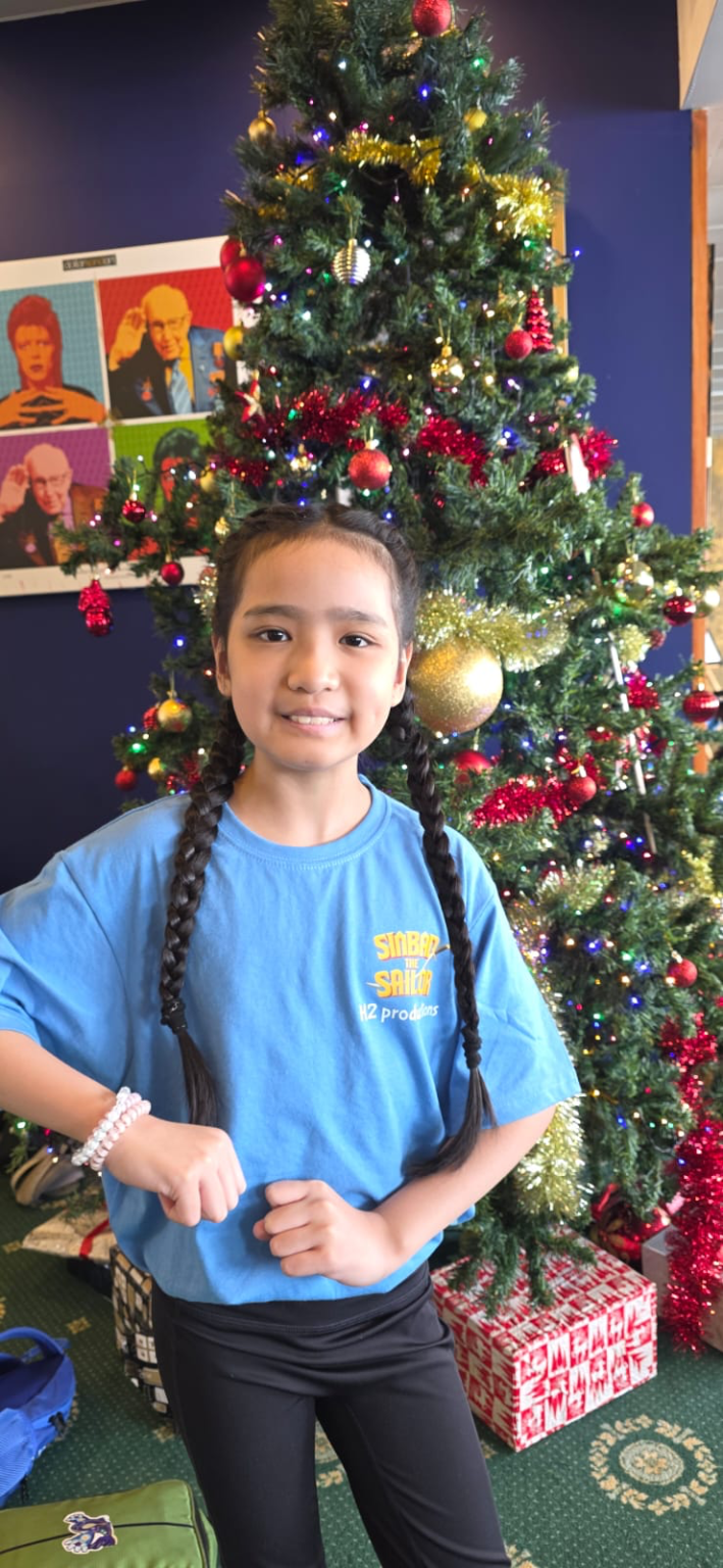 Dubai-born Filipina child returns to QE2 stage for ‘Sinbad the Sailor’