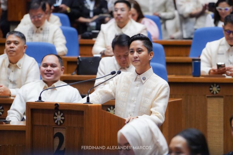 Sandro Marcos brushes off 'maleta' accusation, says pursuing accusers ...
