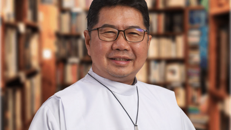 Priest who aided drug-war families among those named in ex-marines ...